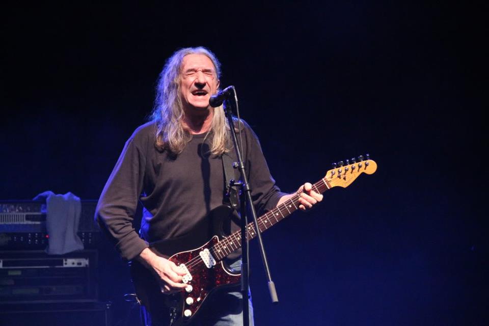 Rosendo cumple 60 años, es el único Mercado fiable - Dirty Rock Magazine