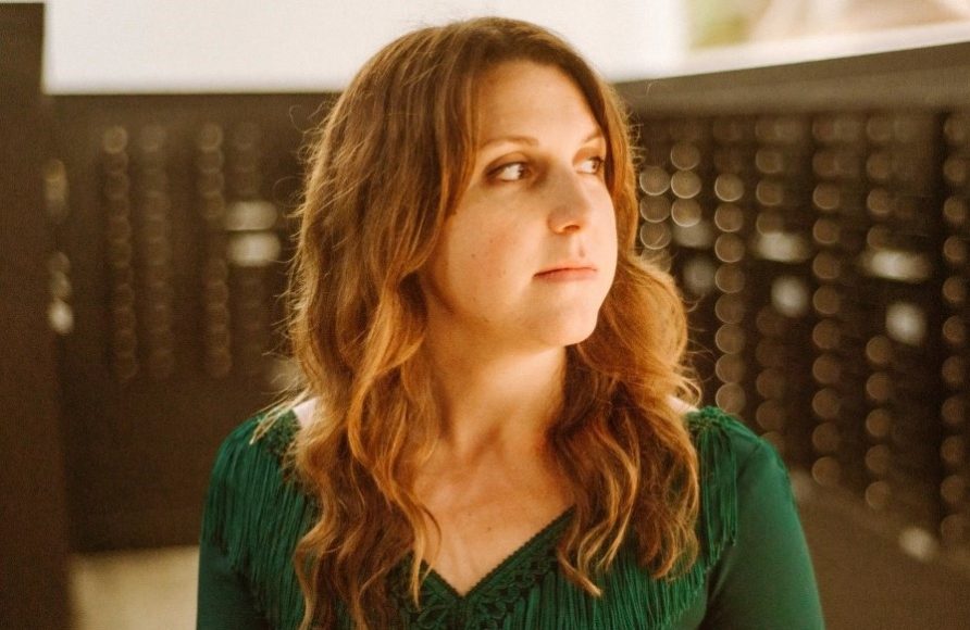 "Mint Condition", nuevo disco de Caroline Spence - Dirty Rock Magazine