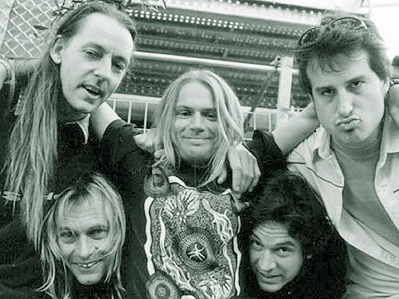 Adiós Damien Lovelock, cantante de Celibate Rifles - Dirty Rock Magazine