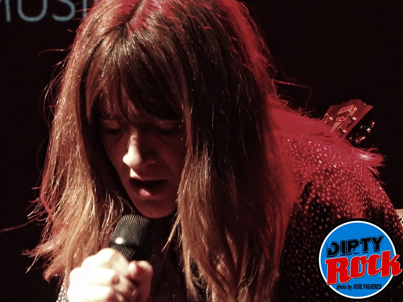 Maria Rodés: El Lado Iluminado, Casi Brillante, De La Luna… - Dirty ...