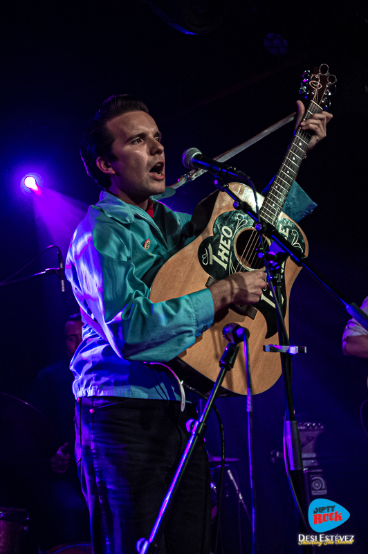 Theo Lawrence, con más cariño que picante - Dirty Rock Magazine