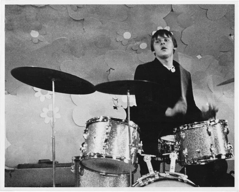 Adiós a Dennis Thompson - Dirty Rock Magazine