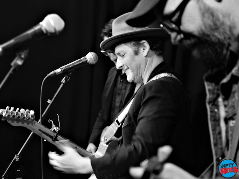 Josh Rouse & Band, la elegancia del ladrón de la luz - Dirty Rock Magazine